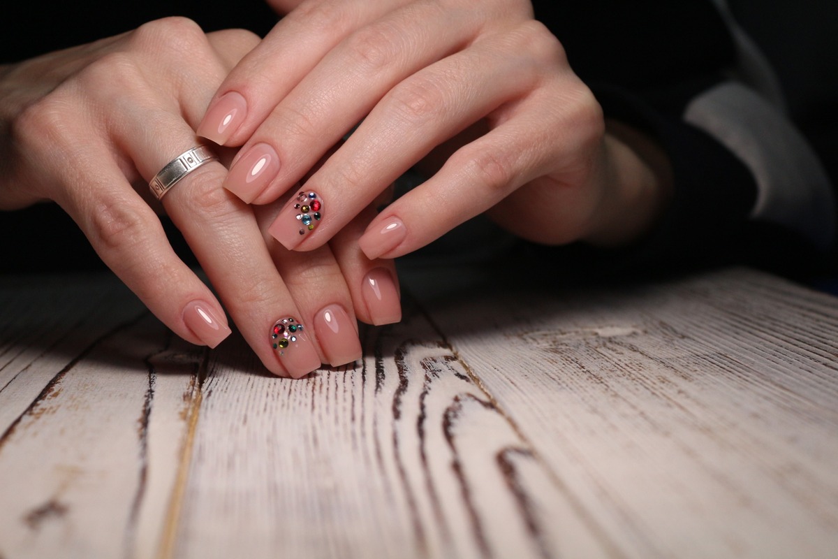 Unleash Your Creativity with Stunning Floral Nail Art. - DN Nail ...